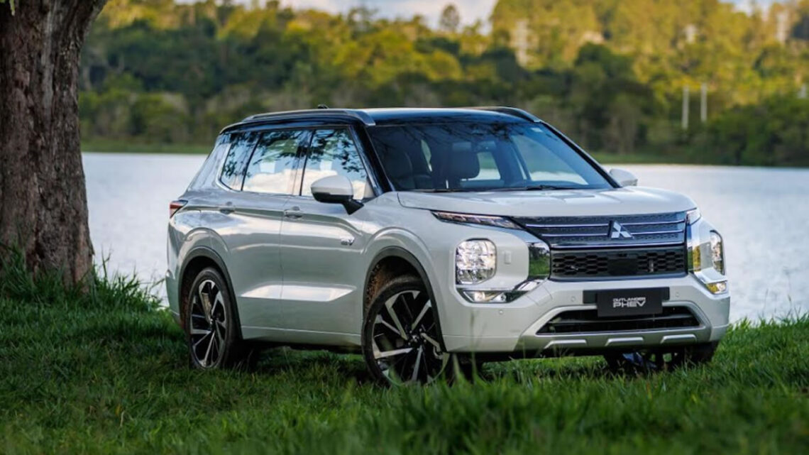 Mitsubishi Outlander PHEV 2025: SUV híbrido chega ao Brasil com até 680 ...