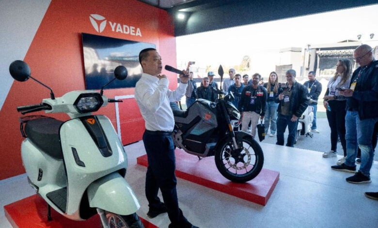 Yadea lança Scooters Elétricas Keeness e Owin no Brasil